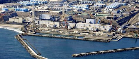 Aguas Tratadas De La Central Nuclear Fukushima Al Oceano Pacífico