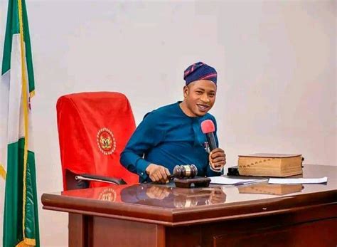 Breaking Plateau Speaker Swears In Nine Apc Lawmakers Out Of 16