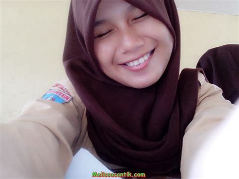Galeri Foto Cewek Sma Berjilbab Cantik Menggoda 2014 Kumpulan Foto