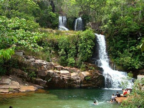 Cachoeira Da Saudade Na Ilha Do Coco Em Nova Xavantina Mato Grosso
