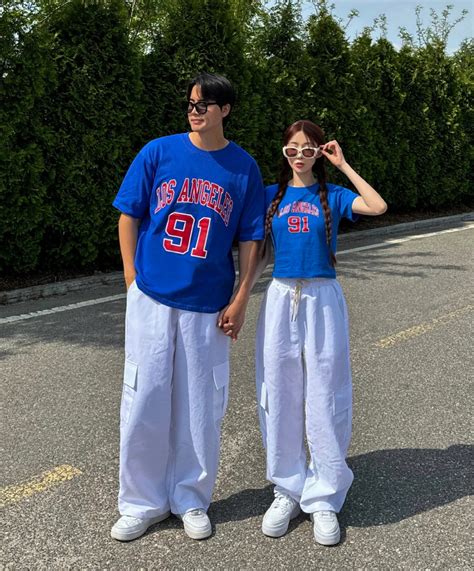 엄라이브 초특가 5컬러2사이즈세트가능 남녀공용 반팔 오버핏 티셔츠 여자 크롭 아노락 카고 와이드 팬츠 트레이닝 세트 셋업