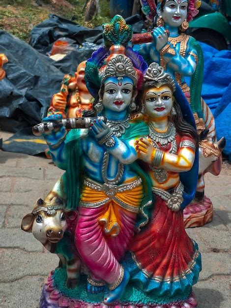 Premium Photo Krishna And Radha Statue