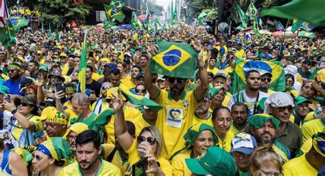 Impressionante evento pró Bolsonaro reuniu mil pessoas na Avenida Paulista segundo a