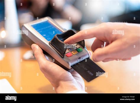 Card Payment Reader Close Up Hi Res Stock Photography And Images Alamy