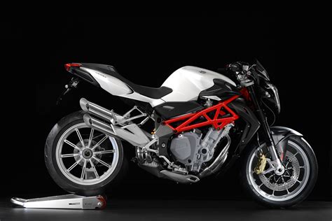 Mv Agusta Brutale 1090 2013 2014 Specs Performance And Photos