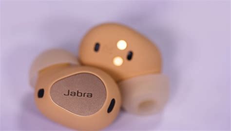 Jabra Elite Not Charging Here S How To Fix It Quickly Tpa Com