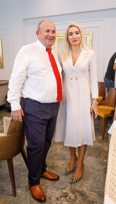 Željko Kerum Objavio Rijetku Fotografiju S Najstarijom Kćeri Za To Je