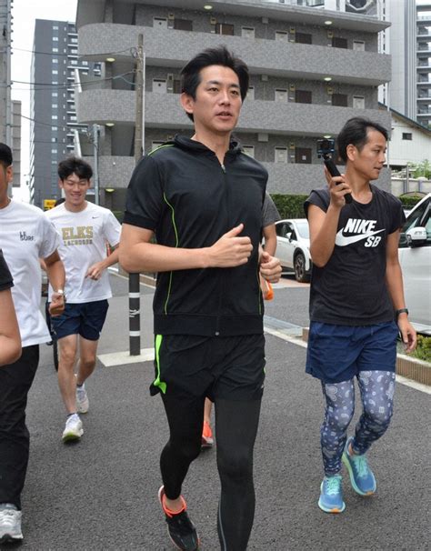 マスコミ挙げて安倍派の小林鷹之ヨイショの不気味さ！ 半歩前へ