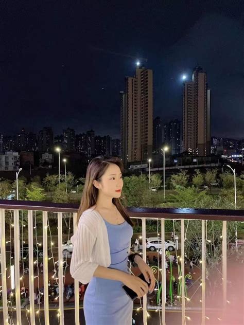 🤗🤗 On Twitter 扫楼 打胶 女神的极品黑色小跟鞋，不能浪费好好玩 Uvu3zl8ukd