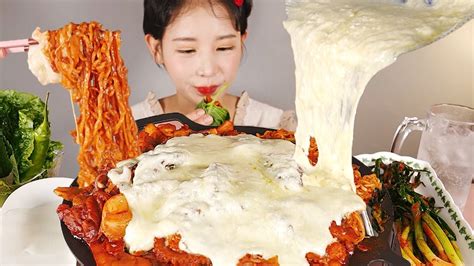 치즈폭포 치즈를 먹는건지 닭갈비를 먹는건지 춘천 닭갈비 라면사리 볶음밥까지 먹방 Cheese Dak Galbi Eating