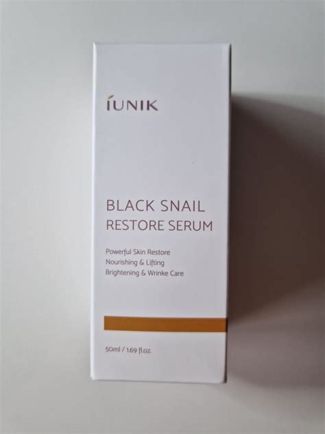 [Review] iUNIK Black Snail Restore Serum & Cream