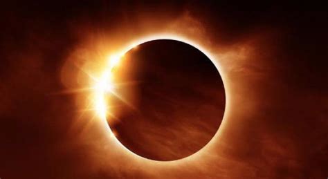 Sole Nero Dopo 7 Anni Torna L Eclissi Solare Totale Quando E Dove