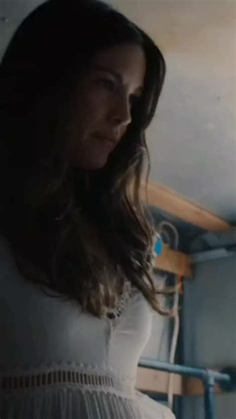 Liv Tyler Bushy Plot On Leftovers Slo Mo Scrolller