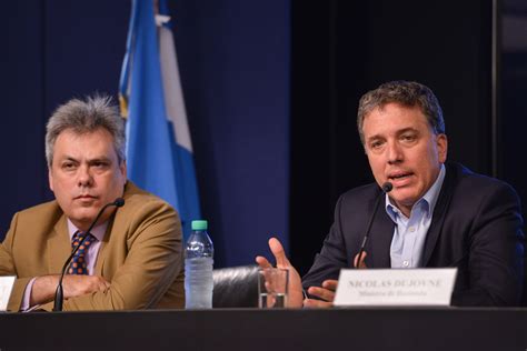 Nicolás Dujovne Viaja Hoy A España Para Reunirse Con Empresarios Y
