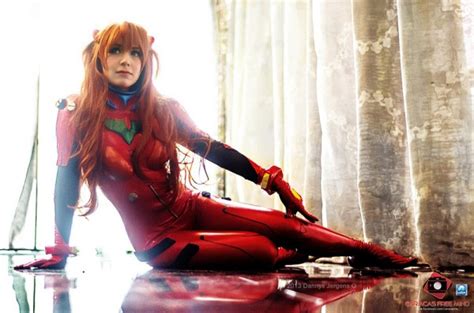 Getting An Evangelion Plugsuit Costume Right Is All About The Material
