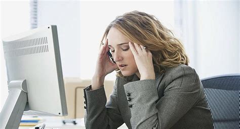 Qué es el síndrome burnout Si sufres de estrés laboral puedes padecerlo MUJER OJO