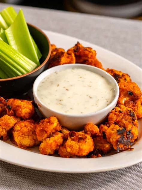 Coliflor Asada Con Salsa Especiada • Nómadas Gourmet