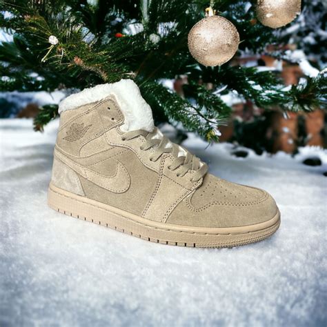 Кроссовки Nike Air Jordan 1 - купить с доставкой по выгодным ценам в ...