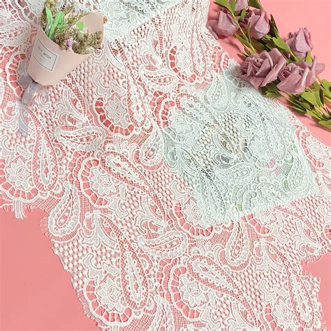 新款蕾丝绣花满幅面料fabric精美服装裙子辅料水溶刺绣牛奶丝花边 阿里巴巴