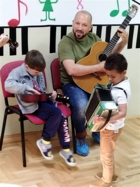 Свириме на музички инструменти објект Панорама ЈУДГ ОЦ Кочо Рацин