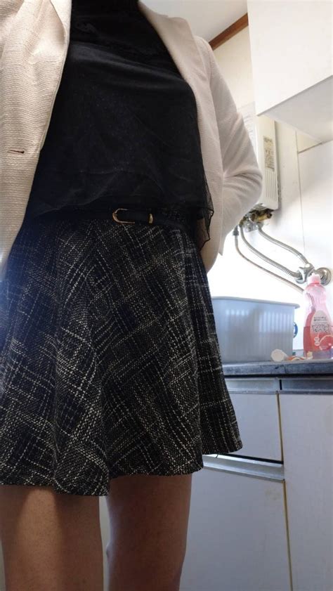 ミニスカートでノーパンノーブラ やっちゃんの秘密の部屋