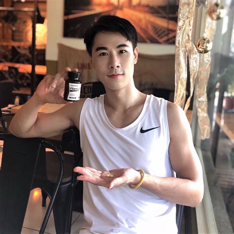 王捷仟james 王捷仟james Added A New Photo