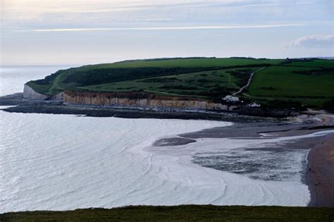 Premium Photo White Chalk Cliffs Seven Sisters National Park