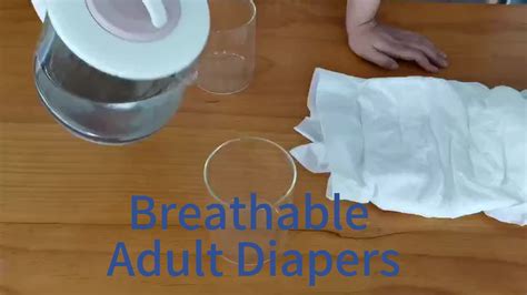 Customized Size Disposable Adult Nappies Diapers Soft Dry Surface Adult