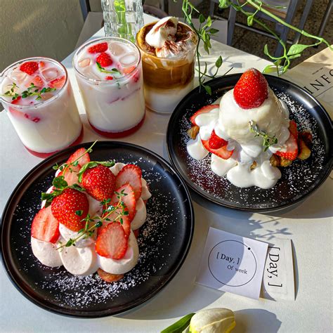 부산여행 🍓실시간 딸기파티 열린 서면 디저트성지🍓 달콤상콤 달달한 비쥬얼에 이미 홀릭 🥰 크림 줄줄