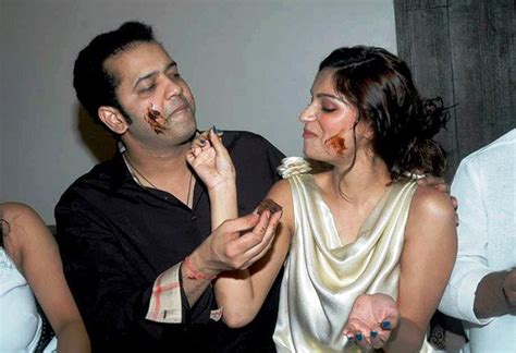Rahul Mahajan 37th Birthday Photos Dimpay Mahajan Photos ~ My 24news