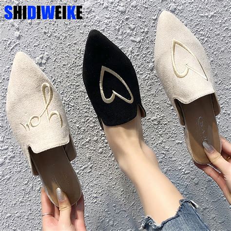 2019 봄 여성 슬리퍼 무리 편지 여성 뮬 패션 낮은 발 뒤꿈치 신발 지적 발가락 플러스 크기 우아한 여성 구두 G022슬리퍼 Aliexpress