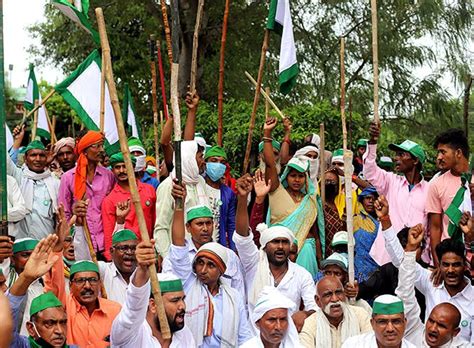 कृषि विधेयकों के खिलाफ किसानों का प्रदर्शन