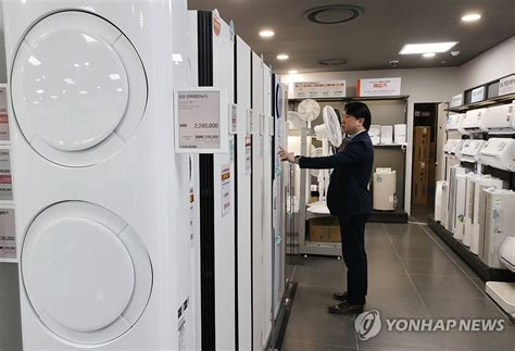 이른 더위에 냉방가전 수요 쑥 연합뉴스