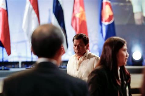 Duterte Asean Leaders Pull Back From South China Sea Dispute