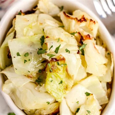 Easy Air Fryer Cabbage