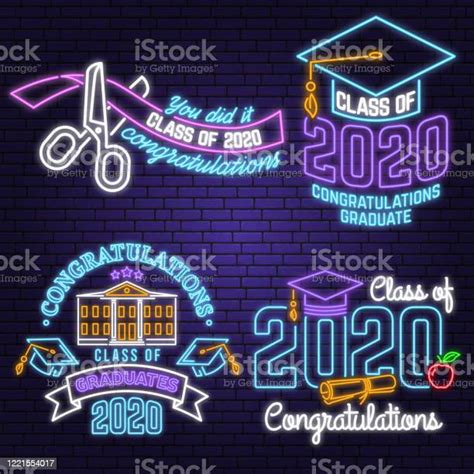 벡터 클래스 의 집합 2020 네온 밝은 간판 라이트 배너 벡터 리본과 가위와 네온 타이포그래피 디자인 오두막과 텍스트 클래스의 졸업 디자인 2020년에 대한 스톡 벡터