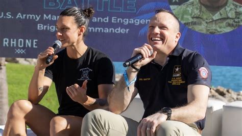 092 Us Army Recruiting Command Col Stephen Battle And Author Of Meathead Maj Allison Brager