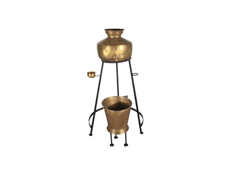 ΔΕΞΑΜΕΝΗ ΝΕΡΟΥ ΜΕ ΚΟΥΒΑ Collezione Eshop