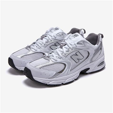 뉴발란스 530 화이트 라이트 그레이 뉴발란스 530 화이트 라이트 그레이