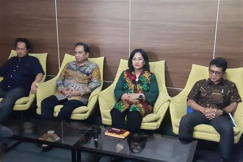 Berita Terkini Harian Ugm Jawab Tuduhan Ijazah Palsu Jokowi Terbaru