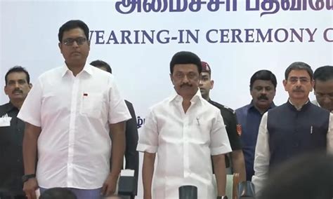 அமைச்சராக பதவியேற்றார் டி ஆர் பி ராஜா
