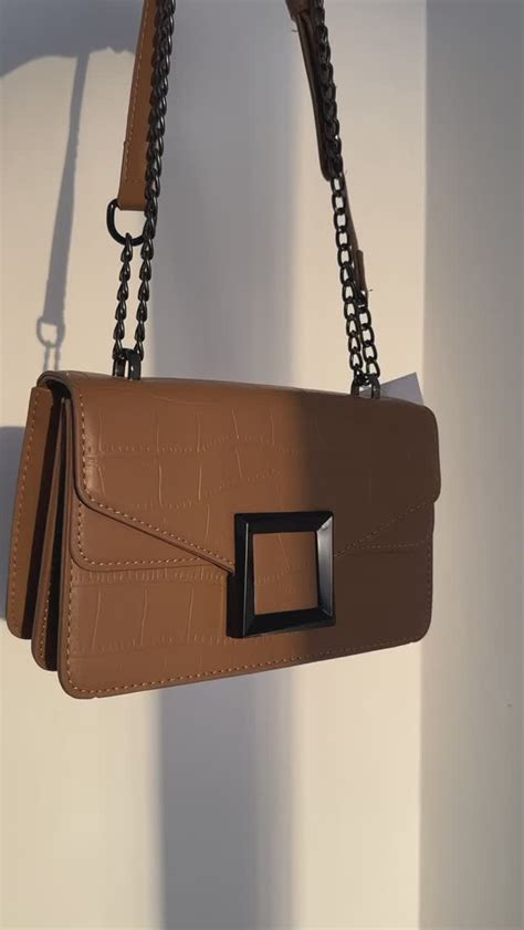 Сумки Київ Гаманці Україна Шоурум Буде чудовим комплектом з Вашою улюбленою сумочкою цей