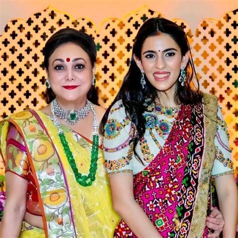 Nita Mukesh Ambani🔵 On Instagram Tina Ambani With Bahu Shloka Mehta ️