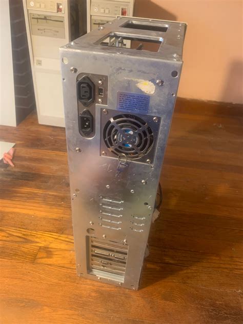 Tall Vintage Tower Case 386 486 New England Retro Computers