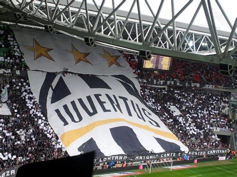Juventus Roma Le Pagelle Dei Bianconeri Vlahovic Spento