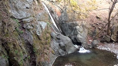 愛知川支流茶屋川源流真の谷三筋滝 YouTube