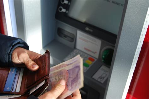 Predicting Bank Customer Churn With Machine Learning By Eulene Medium