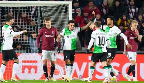Liverpool Berpesta Gol Di Markas Sparta Praha Foto
