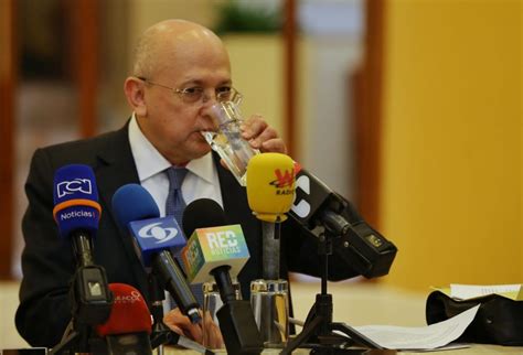 Eduardo Montealegre DenunciarÁ A Oscar IvÁn Zuluaga Primicia Diario