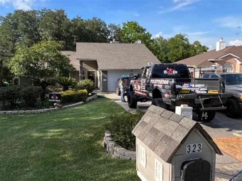 Selecting The Right Roofing Materials For Your Tomball Home